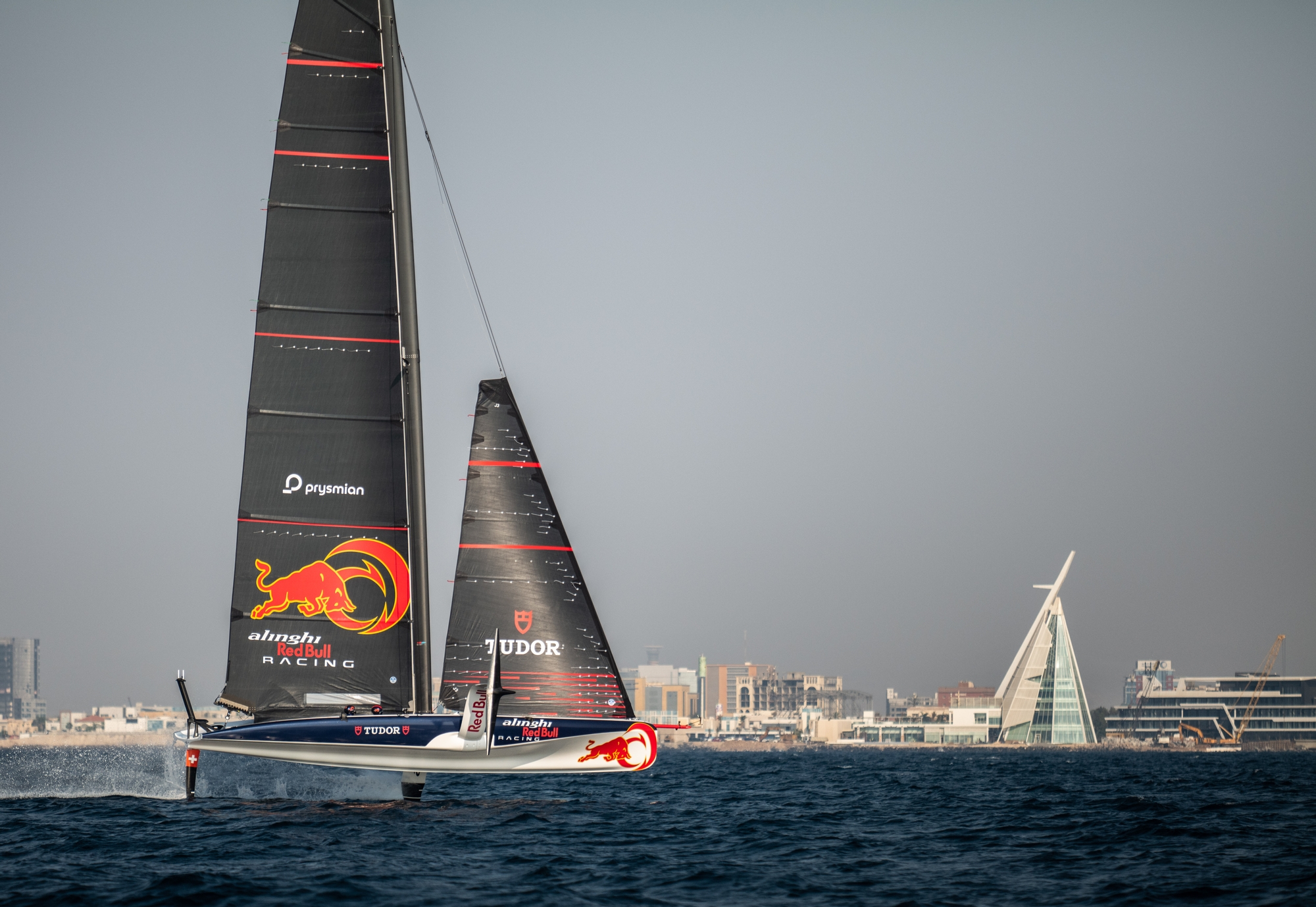 AC40 - 37e America's Cup - Alinghi ouvre le bal à Jeddah